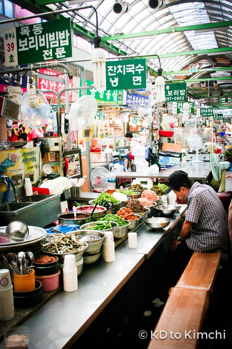 Seoul’s Gwangjang Market (광장시장) – From KD to Kimchi